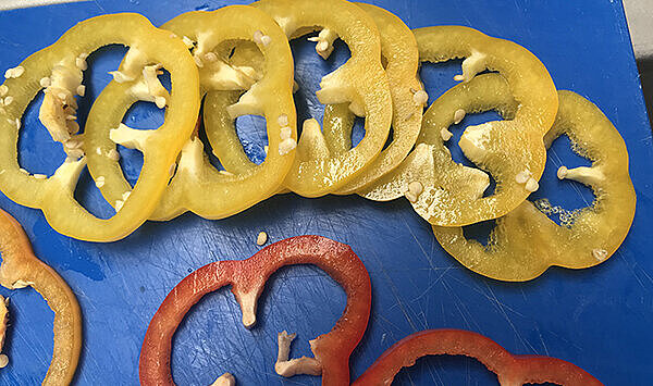 HOW TO DO JANUARY TIP: Cutting 5,2 mm sweet pepper rings with HGW and ...